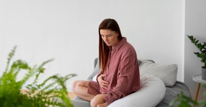 Feeling Alone During Pregnancy (Loneliness): Reasons & Solution